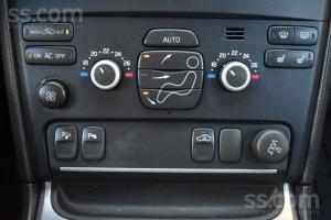 Pelēks Volvo XC90 2006 Talsi, ar dzinēja tilpumu 2.40 L un nobraukumu 378 tūkst. km par 5200 €, foto 15 vietnē AUTOMOTO.COM.LV