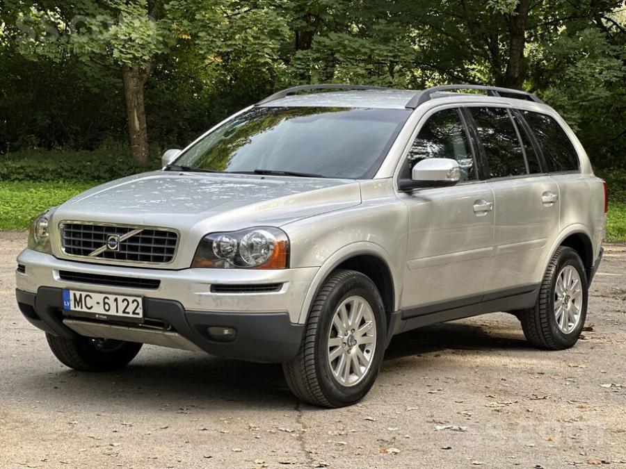 Grey Volvo XC90 2006 in Riga, with an engine capacity of 2.40 L and mileage of 0 thousand km for 4590 €, photo 3 on AUTOMOTO.COM.LV