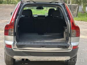 Grey Volvo XC90 2006 in Riga, with an engine capacity of 2.40 L and mileage of 0 thousand km for 4590 €, photo 19 on AUTOMOTO.COM.LV