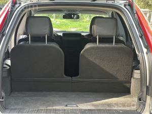 Grey Volvo XC90 2006 in Riga, with an engine capacity of 2.40 L and mileage of 0 thousand km for 4590 €, photo 20 on AUTOMOTO.COM.LV