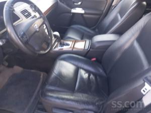 Grey Volvo XC90 2006 in Daugavpils, with an engine capacity of 2.40 L and mileage of 166 thousand km for 4500 €, photo 5 on AUTOMOTO.COM.LV