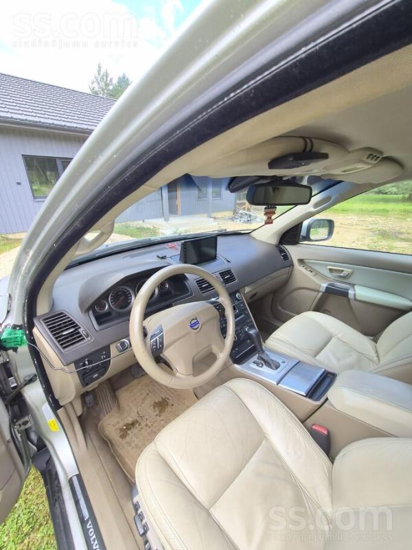 Volvo XC90 2006 Ogre vietnÄ PelÄks Volvo XC90 2006 Ogre, ar dzinÄja tilpumu 2.40 L un nobraukumu 475 tÅ«kst. km par 3000 ā¬, foto 7 vietnÄ AUTOMOTO.COM.LV