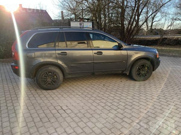 Серый Вольво ХС90 2006 в Балви, объемом двигателя 2.40 л и пробегом 476 тыс. км за 2800 €, фото 7 на AUTOMOTO.COM.LV