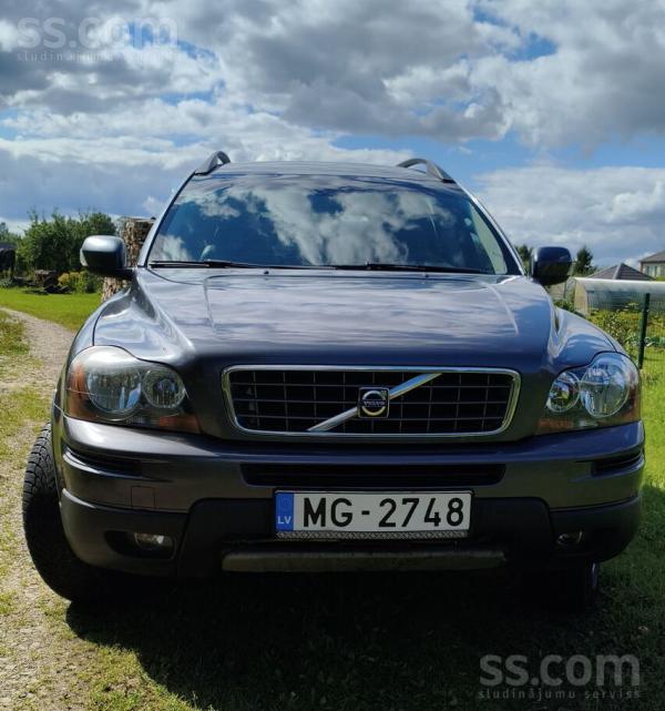 Pelēks Volvo XC90 2006 Rīga, ar dzinēja tilpumu 2.40 L un nobraukumu 277 tūkst. km par 5300 €, foto 1 vietnē AUTOMOTO.COM.LV