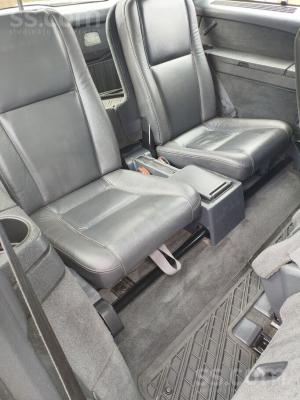 Grey Volvo XC90 2006 in Riga, with an engine capacity of 2.40 L and mileage of 277 thousand km for 5300 €, photo 8 on AUTOMOTO.COM.LV