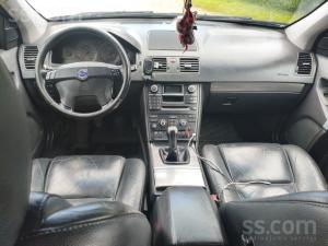 Grey Volvo XC90 2006 in Riga, with an engine capacity of 2.40 L and mileage of 277 thousand km for 5300 €, photo 10 on AUTOMOTO.COM.LV