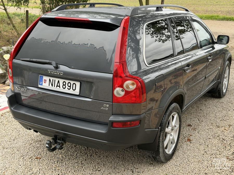 Pelēks Volvo XC90 2006 Pasvalys, ar dzinēja tilpumu 2.40 L un nobraukumu 280 tūkst. km par 5998 €, foto 9 vietnē AUTOMOTO.COM.LV