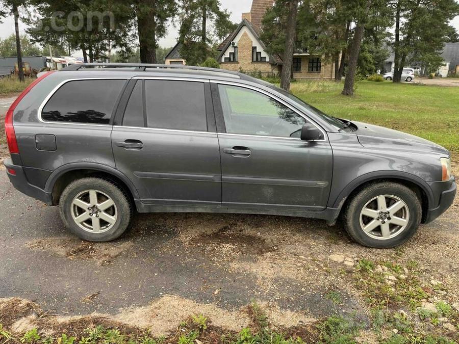 Pelēks Volvo XC90 2006 Rīga, ar dzinēja tilpumu 2.50 L un nobraukumu 517 tūkst. km par 3400 €, foto 9 vietnē AUTOMOTO.COM.LV