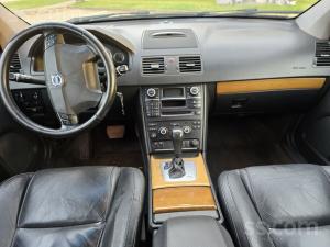 Grey Volvo XC90 2006 in Jekabpils, with an engine capacity of 2.40 L and mileage of 355 thousand km for 3900 €, photo  on AUTOMOTO.COM.LV