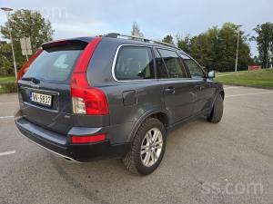 Grey Volvo XC90 2006 in Jekabpils, with an engine capacity of 2.40 L and mileage of 355 thousand km for 3900 €, photo 4 on AUTOMOTO.COM.LV