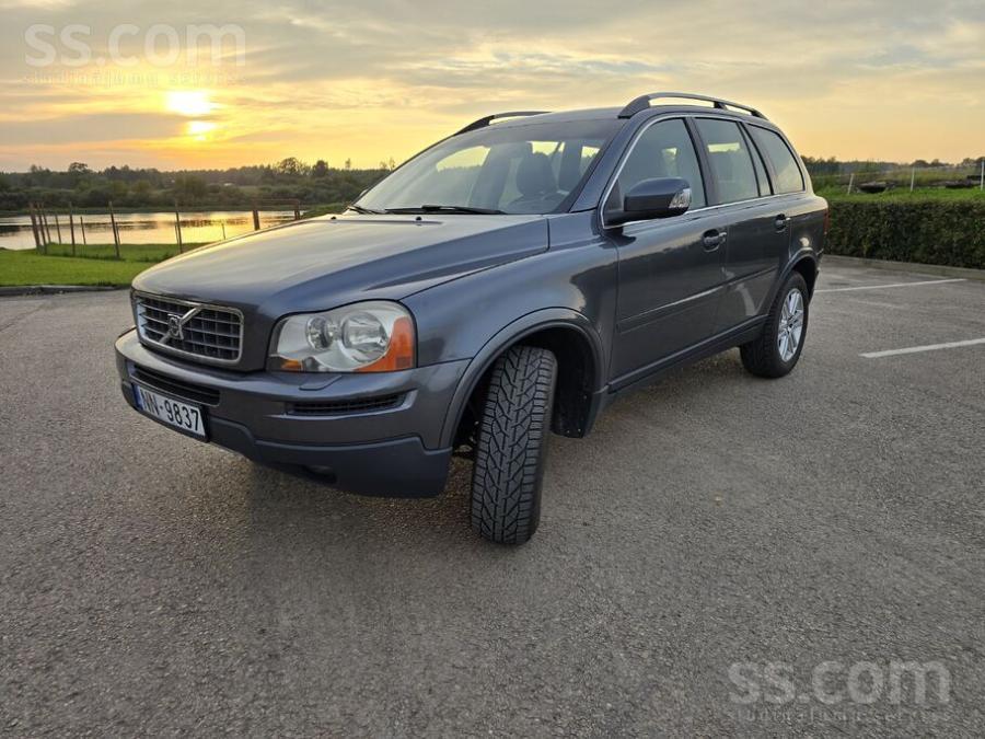 Grey Volvo XC90 2006 in Jekabpils, with an engine capacity of 2.40 L and mileage of 355 thousand km for 3900 €, photo 7 on AUTOMOTO.COM.LV