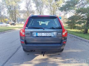 Grey Volvo XC90 2006 in Riga, with an engine capacity of 2.40 L and mileage of 310 thousand km for 5350 €, photo 5 on AUTOMOTO.COM.LV