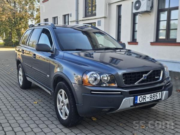 Grey Volvo XC90 2006 in Jelgava, with an engine capacity of 2.40 L and mileage of 276 thousand km for 3550 €, photo 3 on AUTOMOTO.COM.LV