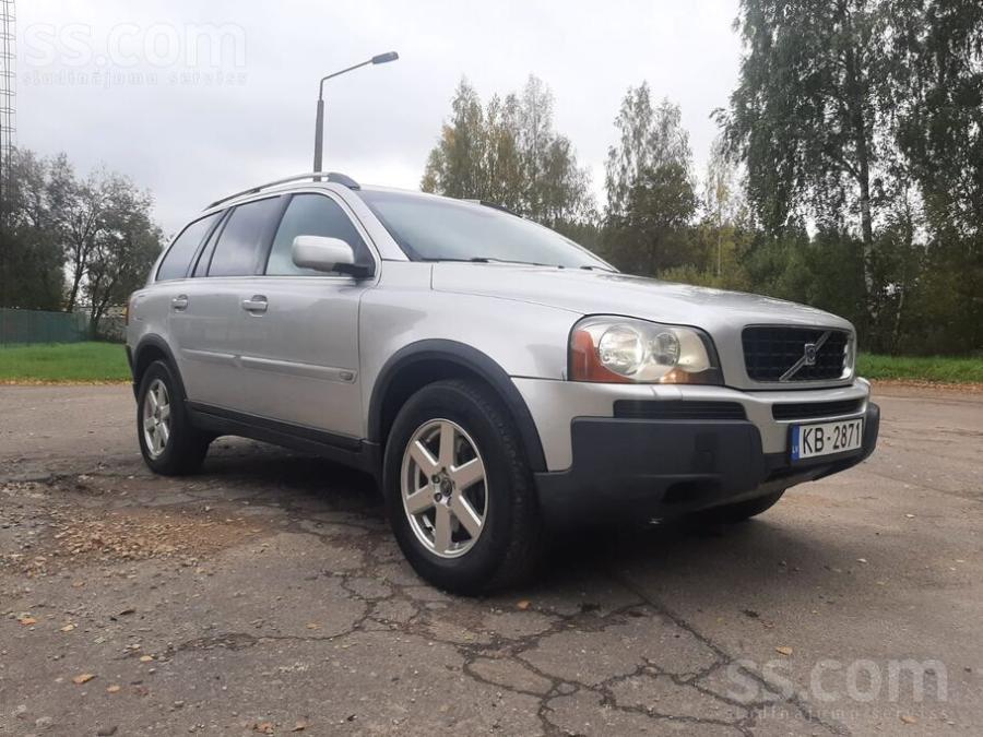 Grey Volvo XC90 2006 in Riga, with an engine capacity of 2.40 L and mileage of 424 thousand km for 2700 €, photo 5 on AUTOMOTO.COM.LV