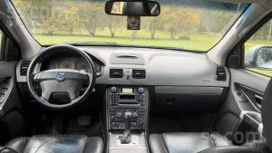 Grey Volvo XC90 2006 in Riga, with an engine capacity of 2.40 L and mileage of 384 thousand km for 4000 €, photo 12 on AUTOMOTO.COM.LV