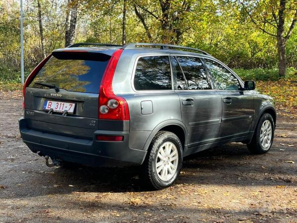 Volvo XC90 2006 in Riga on AUTOMOTO.COM.LV Grey Volvo XC90 2006 in Riga, with an engine capacity of 2.40 L and mileage of 0 thousand km for 3999 €, photo 6 on AUTOMOTO.COM.LV
