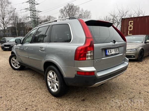 Grey Volvo XC90 2007 in Riga, with an engine capacity of 2.40 L and mileage of 0 thousand km for 5990 €, photo 4 on AUTOMOTO.COM.LV