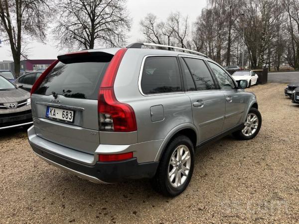 Grey Volvo XC90 2007 in Riga, with an engine capacity of 2.40 L and mileage of 0 thousand km for 5990 €, photo 5 on AUTOMOTO.COM.LV