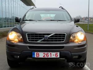 Grey Volvo XC90 2007 in Rezekne, with an engine capacity of 2.40 L and mileage of 282 thousand km for 6690 €, photo  on AUTOMOTO.COM.LV