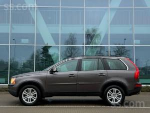 Grey Volvo XC90 2007 in Rezekne, with an engine capacity of 2.40 L and mileage of 282 thousand km for 6690 €, photo 7 on AUTOMOTO.COM.LV