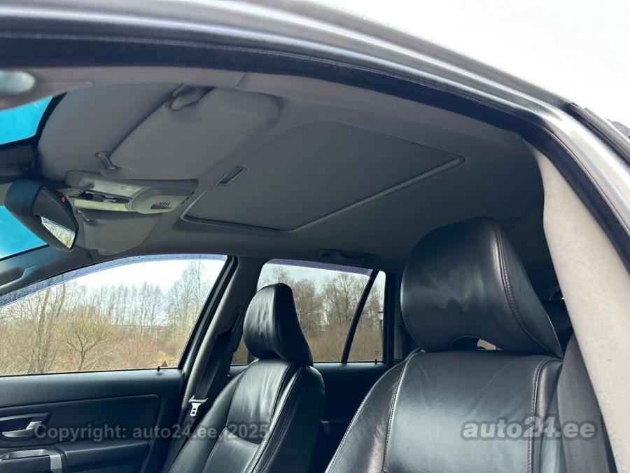 Pelēks Volvo XC90 2007 Tartu, ar dzinēja tilpumu 2.40 L un nobraukumu 0 tūkst. km par 6599 €, foto 20 vietnē AUTOMOTO.COM.LV