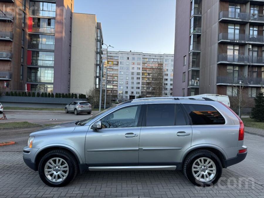 Grey Volvo XC90 2007 in Riga, with an engine capacity of 2.40 L and mileage of 0 thousand km for 4990 €, photo 4 on AUTOMOTO.COM.LV