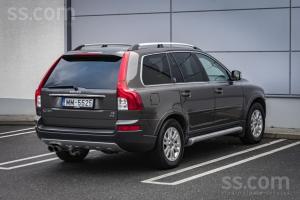 Grey Volvo XC90 2007 in Riga, with an engine capacity of 2.40 L and mileage of 0 thousand km for 5990 €, photo 4 on AUTOMOTO.COM.LV