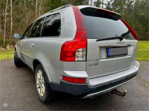 Grey Volvo XC90 2007 in Vilnius, with an engine capacity of 2.40 L and mileage of 422 thousand km for 3450 €, photo 15 on AUTOMOTO.COM.LV