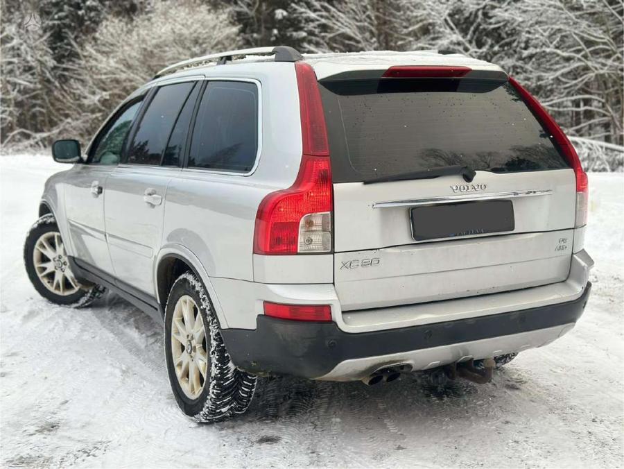 Pelēks Volvo XC90 2007 Viļņa, ar dzinēja tilpumu 2.40 L un nobraukumu 422 tūkst. km par 3400 €, foto 11 vietnē AUTOMOTO.COM.LV