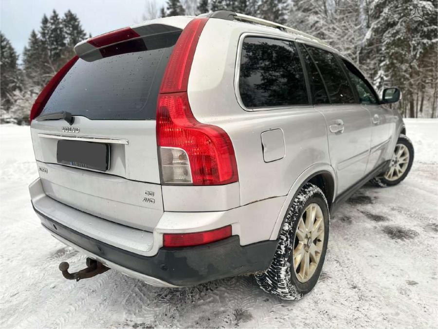 Pelēks Volvo XC90 2007 Viļņa, ar dzinēja tilpumu 2.40 L un nobraukumu 422 tūkst. km par 3400 €, foto 13 vietnē AUTOMOTO.COM.LV