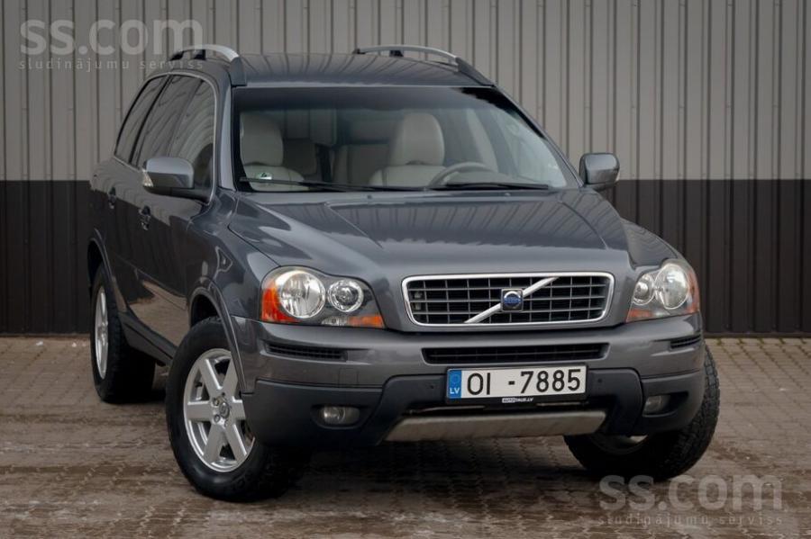 Grey Volvo XC90 2007 in Talsi, with an engine capacity of 2.40 L and mileage of 338 thousand km for 5490 €, photo 1 on AUTOMOTO.COM.LV