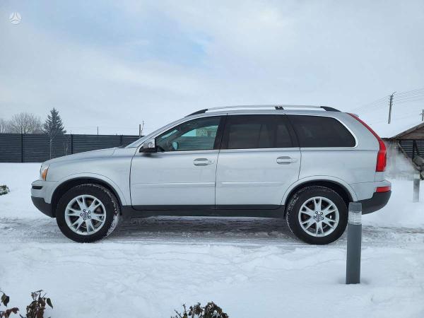 Pelēks Volvo XC90 2007 Viļņa, ar dzinēja tilpumu 2.40 L un nobraukumu 337 tūkst. km par 6888 €, foto 6 vietnē AUTOMOTO.COM.LV