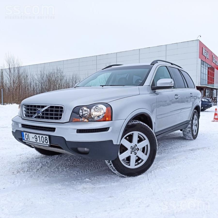 Pelēks Volvo XC90 2007 Daugavpils, ar dzinēja tilpumu 2.40 L un nobraukumu 0 tūkst. km par 6500 €, foto 1 vietnē AUTOMOTO.COM.LV