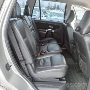 Pelēks Volvo XC90 2007 Daugavpils, ar dzinēja tilpumu 2.40 L un nobraukumu 0 tūkst. km par 6500 €, foto 14 vietnē AUTOMOTO.COM.LV