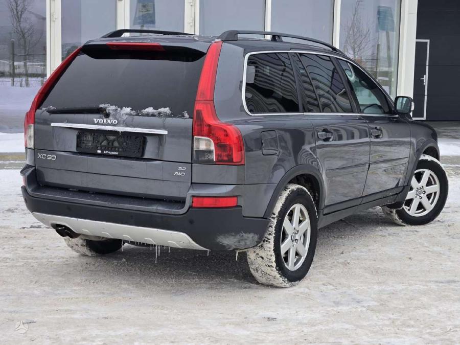 Pelēks Volvo XC90 2007 Viļņa, ar dzinēja tilpumu 3.19 L un nobraukumu 338 tūkst. km par 4550 €, foto 13 vietnē AUTOMOTO.COM.LV
