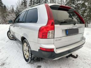 Grey Volvo XC90 2007 in Vilnius, with an engine capacity of 2.40 L and mileage of 421 thousand km for 3150 €, photo 15 on AUTOMOTO.COM.LV
