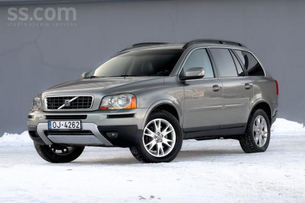 Pelēks Volvo XC90 2007 Jelgava, ar dzinēja tilpumu 2.40 L un nobraukumu 350 tūkst. km par 5300 €, foto 1 vietnē AUTOMOTO.COM.LV