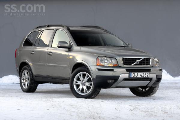 Pelēks Volvo XC90 2007 Jelgava, ar dzinēja tilpumu 2.40 L un nobraukumu 350 tūkst. km par 5300 €, foto 3 vietnē AUTOMOTO.COM.LV