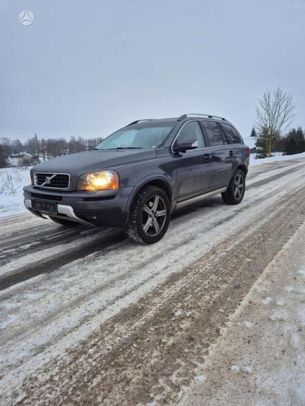 Grey Volvo XC90 2007 in Kaisiadorys, with an engine capacity of 2.40 L and mileage of 290 thousand km for 4350 €, photo 3 on AUTOMOTO.COM.LV