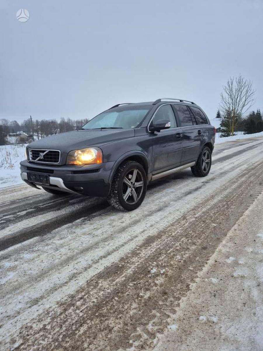 Grey Volvo XC90 2007 in Kaisiadorys, with an engine capacity of 2.40 L and mileage of 290 thousand km for 4350 €, photo 3 on AUTOMOTO.COM.LV