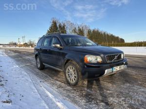 Pelēks Volvo XC90 2007 Rīga, ar dzinēja tilpumu 2.40 L un nobraukumu 350 tūkst. km par 5250 €, foto  vietnē AUTOMOTO.COM.LV