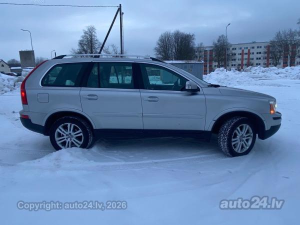 Pelēks Volvo XC90 2007 Kunda, ar dzinēja tilpumu 3.20 L un nobraukumu 195 tūkst. km par 2200 €, foto 3 vietnē AUTOMOTO.COM.LV