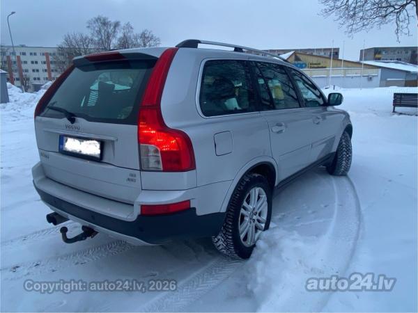Pelēks Volvo XC90 2007 Kunda, ar dzinēja tilpumu 3.20 L un nobraukumu 195 tūkst. km par 2200 €, foto 4 vietnē AUTOMOTO.COM.LV