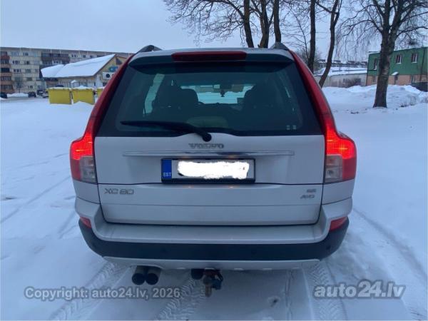 Pelēks Volvo XC90 2007 Kunda, ar dzinēja tilpumu 3.20 L un nobraukumu 195 tūkst. km par 2200 €, foto 5 vietnē AUTOMOTO.COM.LV