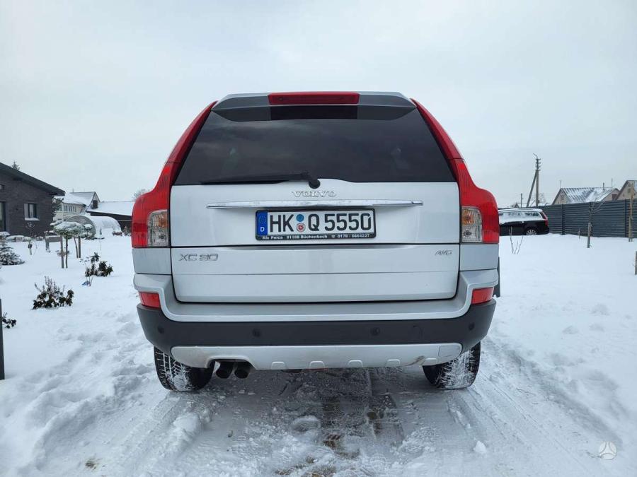 Pelēks Volvo XC90 2007 Viļņa, ar dzinēja tilpumu 2.40 L un nobraukumu 329 tūkst. km par 6250 €, foto 10 vietnē AUTOMOTO.COM.LV