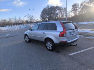 Grey Volvo XC90 2007 in Vilnius, with an engine capacity of 2.40 L and mileage of 356 thousand km for 5250 €, photo 3 on AUTOMOTO.COM.LV