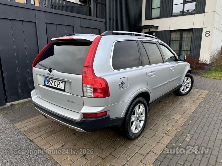 Pelēks Volvo XC90 2007 Tartu, ar dzinēja tilpumu 2.40 L un nobraukumu 0 tūkst. km par 6499 €, foto 4 vietnē AUTOMOTO.COM.LV