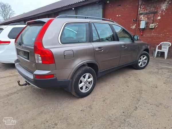 Pelēks Volvo XC90 2007 Prienai, ar dzinēja tilpumu 2.40 L un nobraukumu 323 tūkst. km par 4250 €, foto 3 vietnē AUTOMOTO.COM.LV