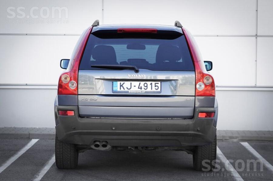 Pelēks Volvo XC90 2007 Rīga, ar dzinēja tilpumu 2.40 L un nobraukumu 289 tūkst. km par 3950 €, foto 6 vietnē AUTOMOTO.COM.LV