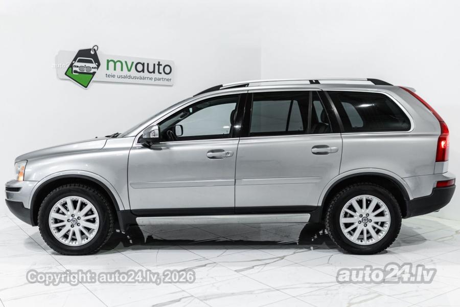Pelēks Volvo XC90 2007 Tallina, ar dzinēja tilpumu 2.40 L un nobraukumu 304 tūkst. km par 6500 €, foto 11 vietnē AUTOMOTO.COM.LV